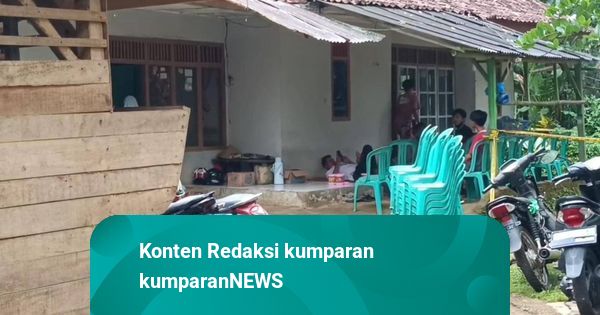 Melihat Rumah Tarsum Si Pemutilasi Istri di Ciamis | kumparan.com Melihat Rumah Tarsum Si Pemutilasi Istri di Ciamis | kumparan.com